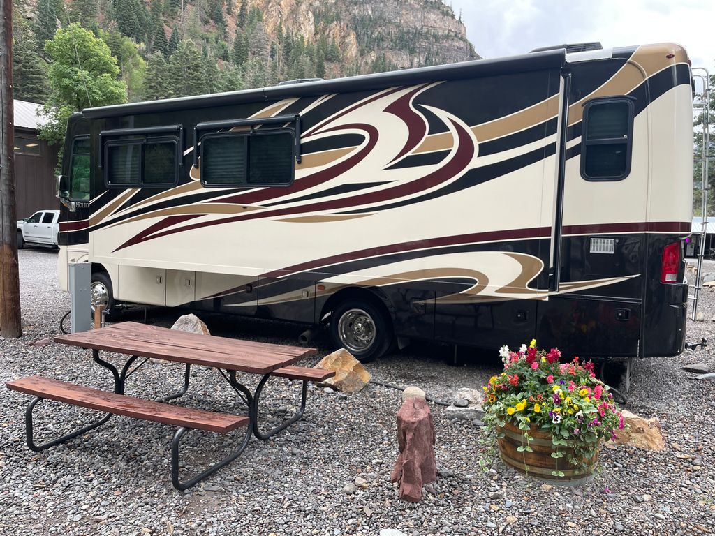 2011 Holiday Rambler Vacationer 30SFS - National Vehicle