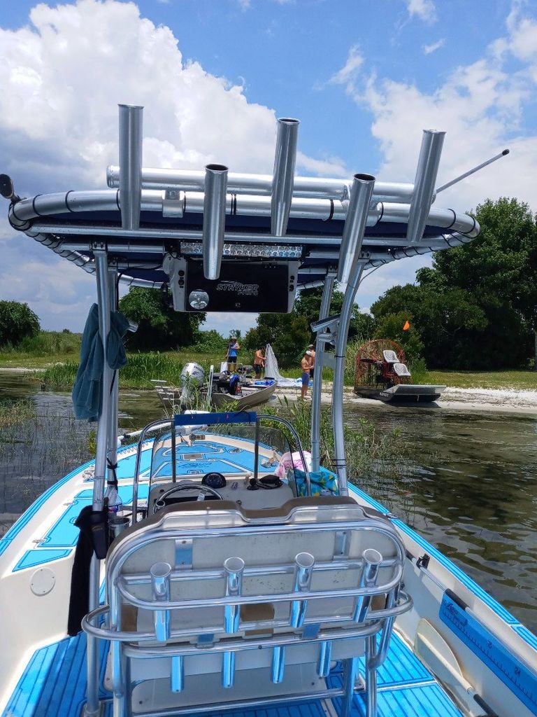 2002 Key West Bay Reef 22 - National Vehicle