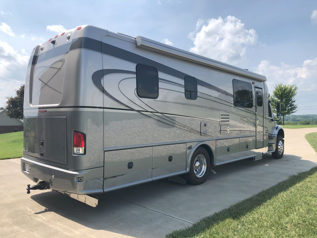 2013 Dynamax Dynaquest 360XL - National Vehicle