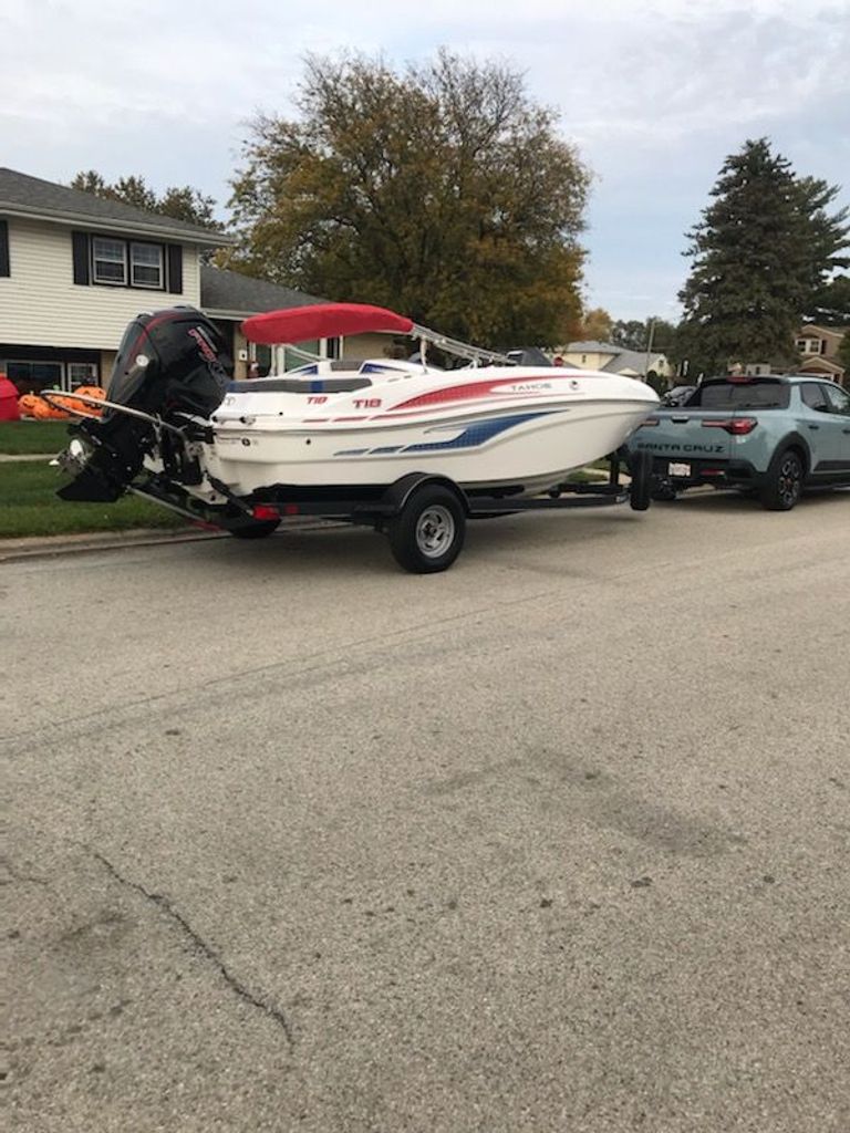 2024 Tahoe T18 - National Vehicle