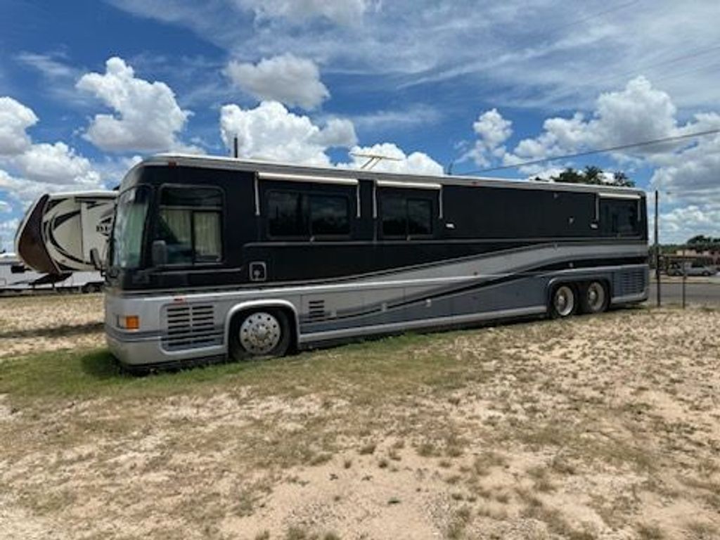 1994 Newell Coach - National Vehicle