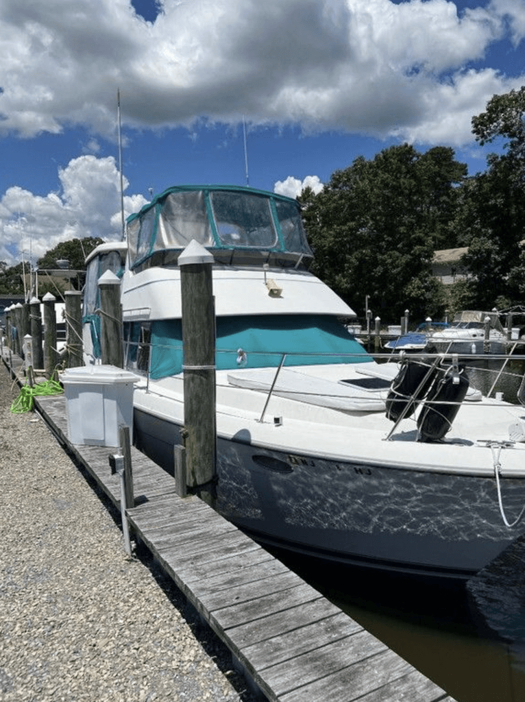 1994 Carver 355 Aft Cabin Motor Yacht - National Vehicle
