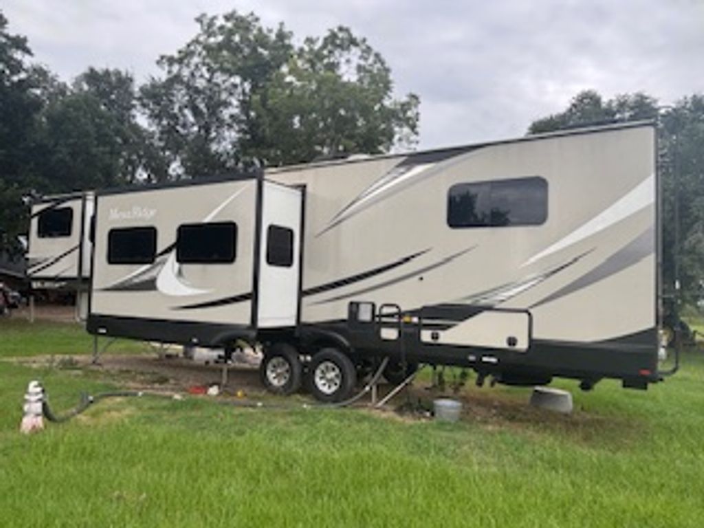 2022 Highland Ridge Mesa Ridge 376FBH - National Vehicle