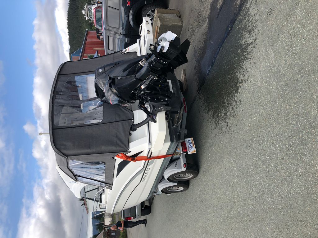2020 Beneteau Antares 21 - National Vehicle