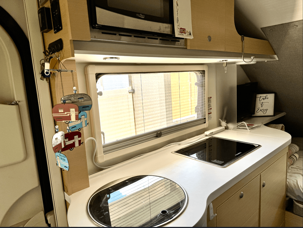 2022 NuCamp T@B 400 Boondock - National Vehicle