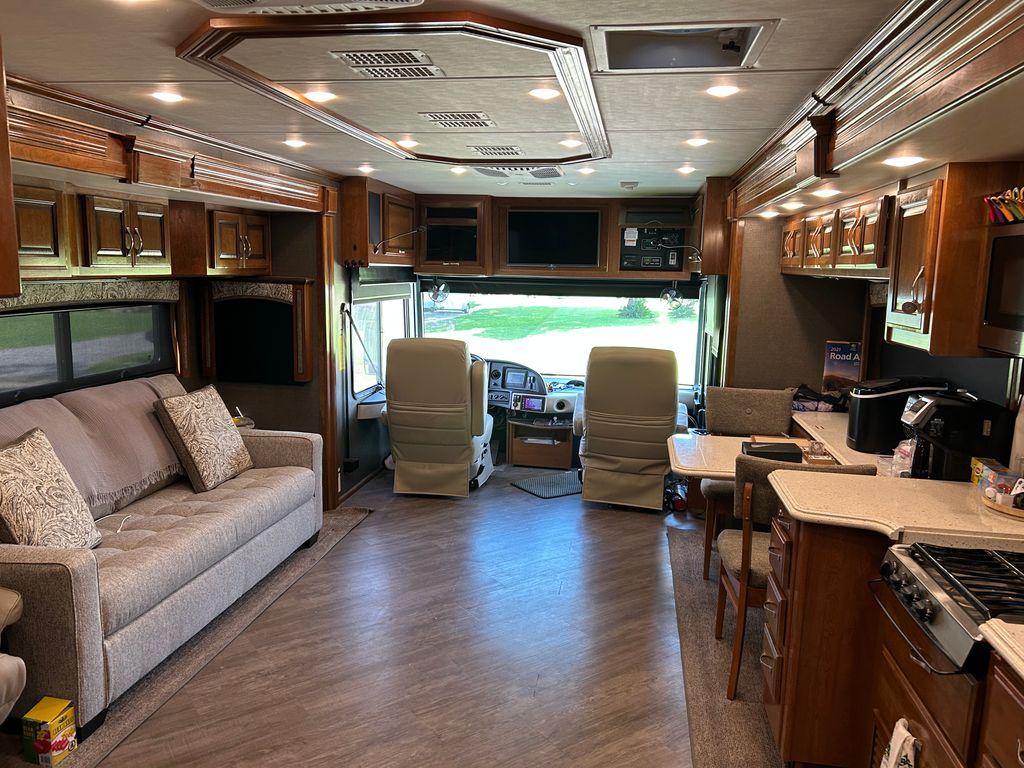 2018 Fleetwood Pace Arrow LXE 38F - National Vehicle