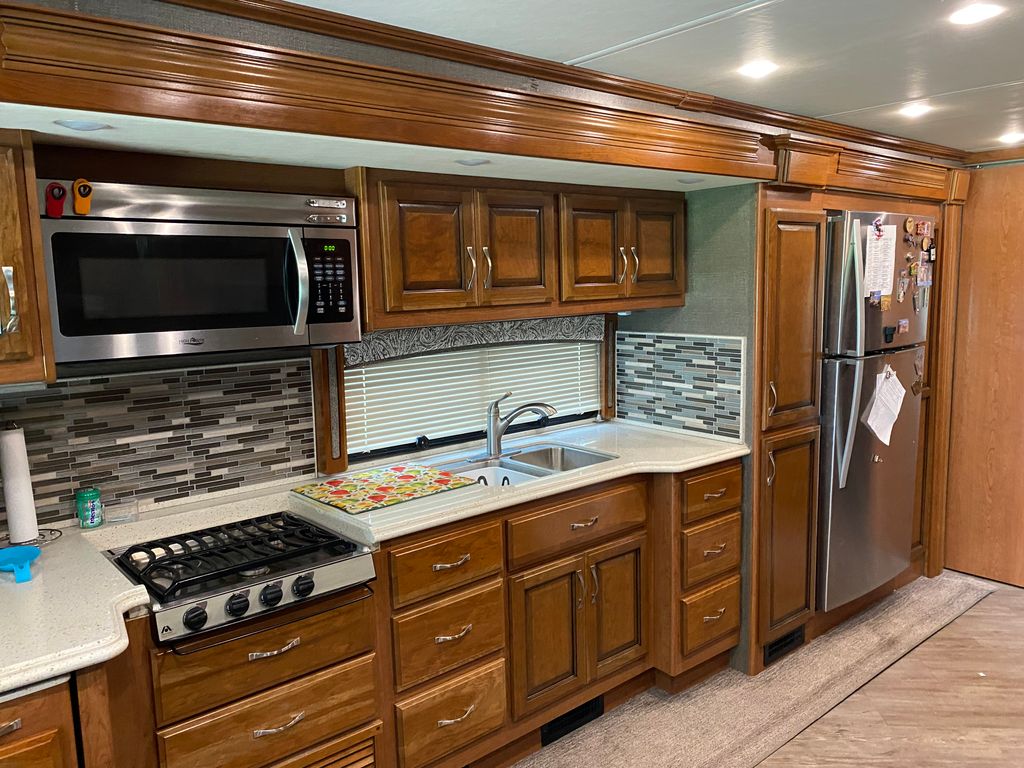 2018 Fleetwood Pace Arrow LXE 38F - National Vehicle