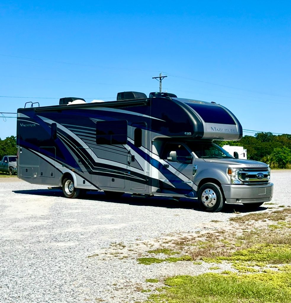 2022 Thor Motor Coach Magnitude SV34 - National Vehicle