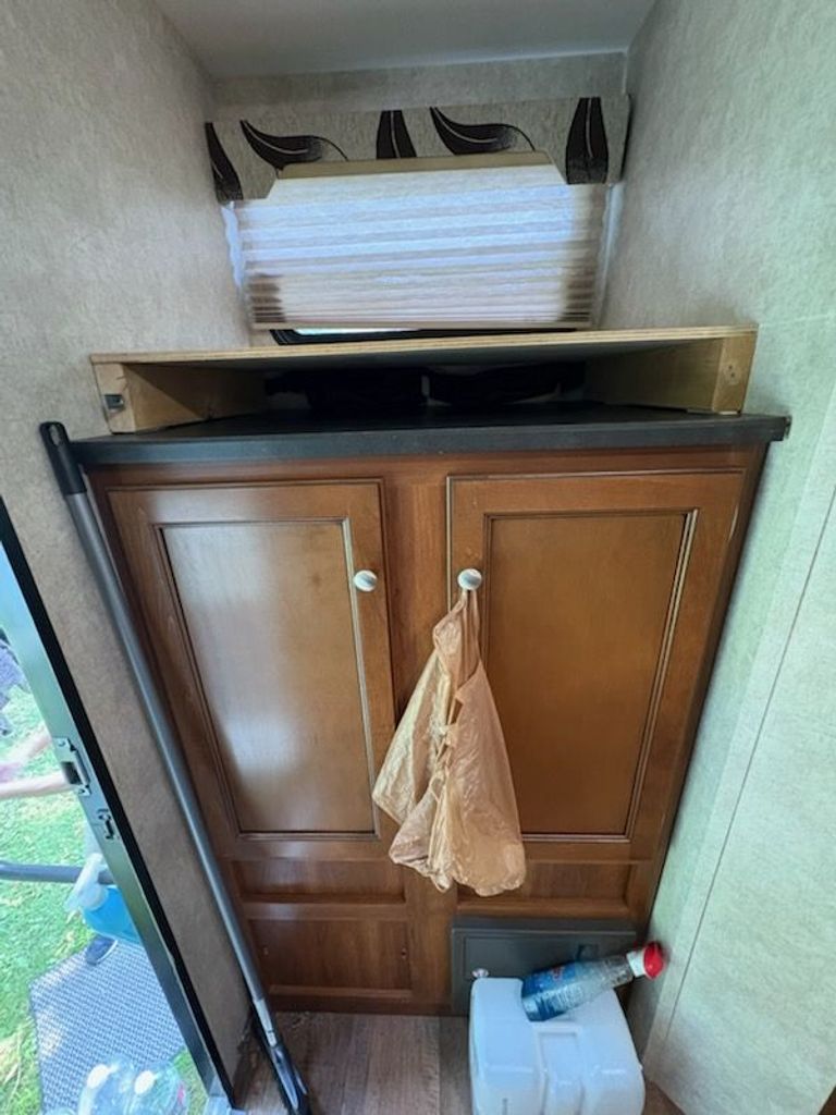 2015 Keystone Bullet Ultra Lite 220RBI - National Vehicle