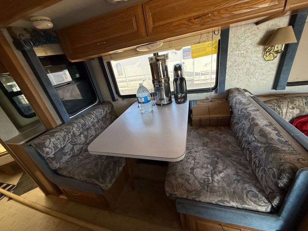 1998 Fleetwood Bounder 36S - National Vehicle