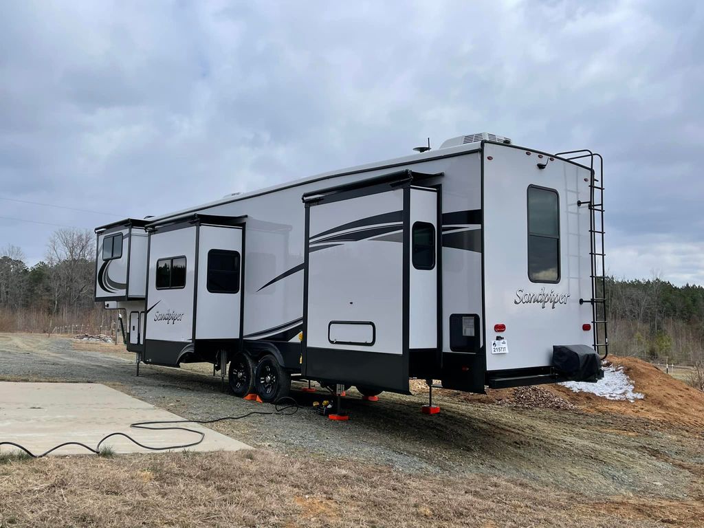 2022 Forest River Sandpiper 38FKOK - National Vehicle