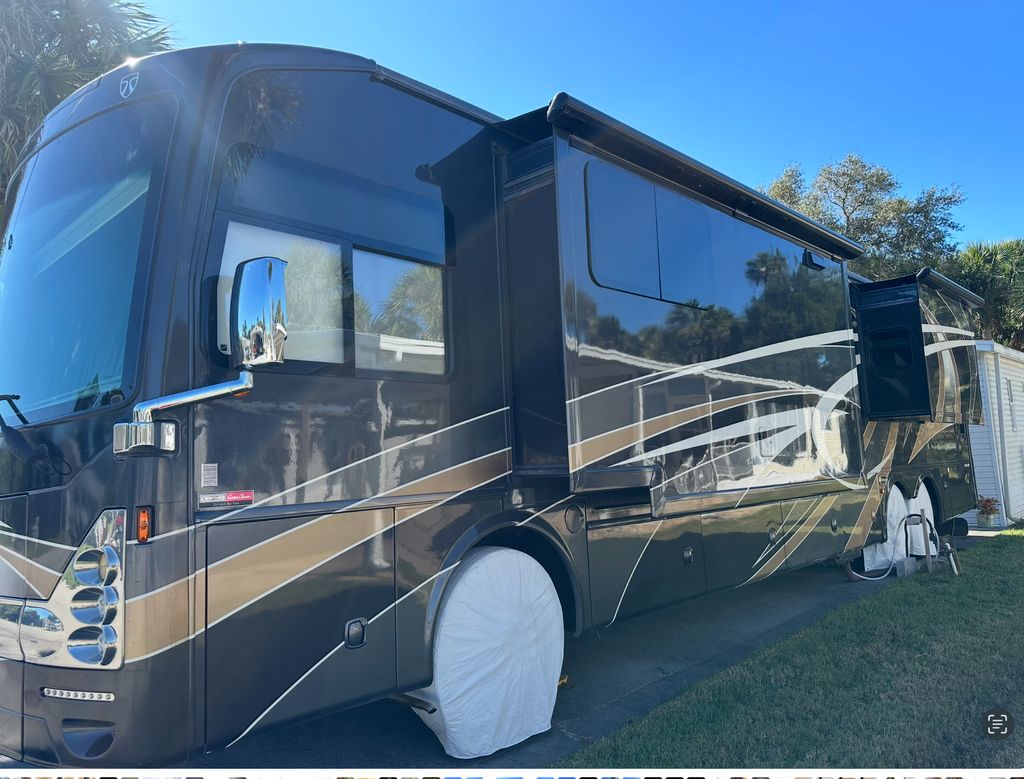 2015 Thor Motor Coach Tuscany 42HQ - National Vehicle