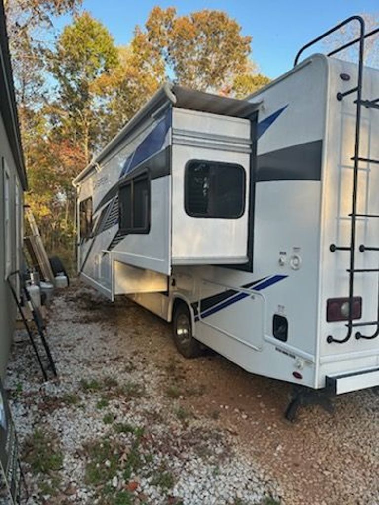 2020 Thor Motor Coach Daybreak 27DB - National Vehicle