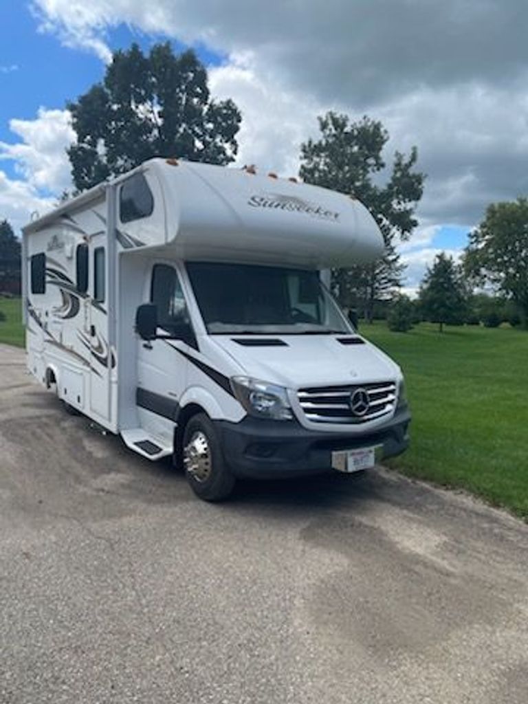 2015 Forest River Sunseeker MBS 2400S - National Vehicle