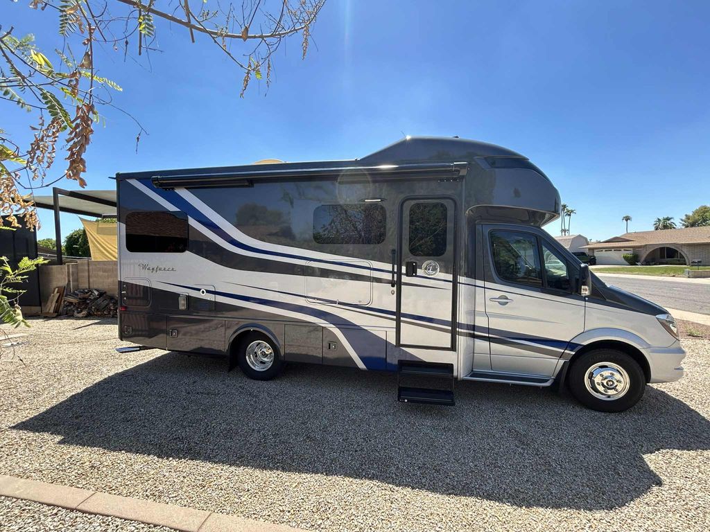 2019 Tiffin Motorhomes Wayfarer 24TW - National Vehicle
