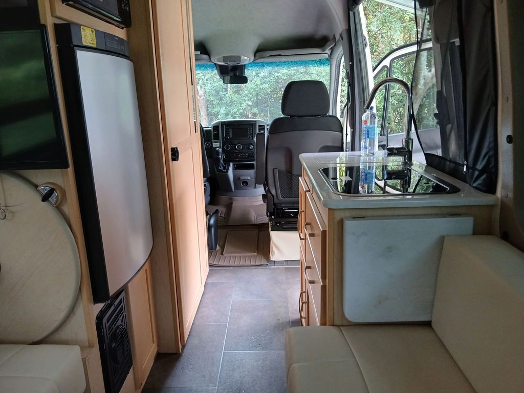 2019 Pleasure-Way Ascent - National Vehicle