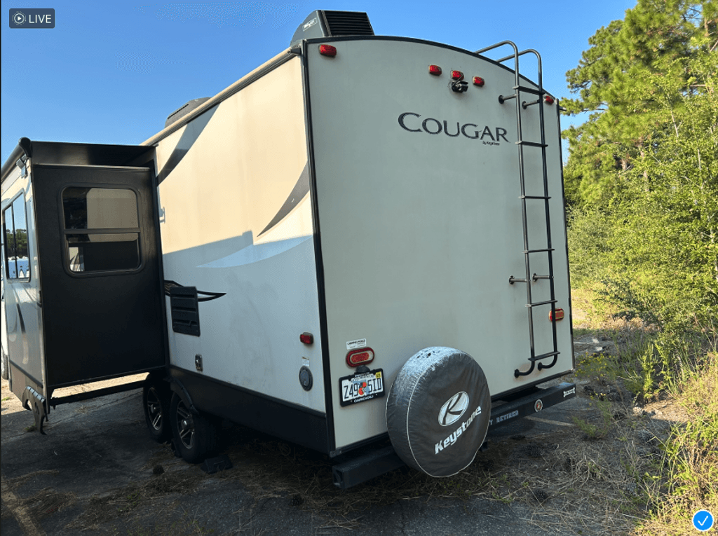 2019 Keystone Cougar Half-Ton 22RBS - National Vehicle