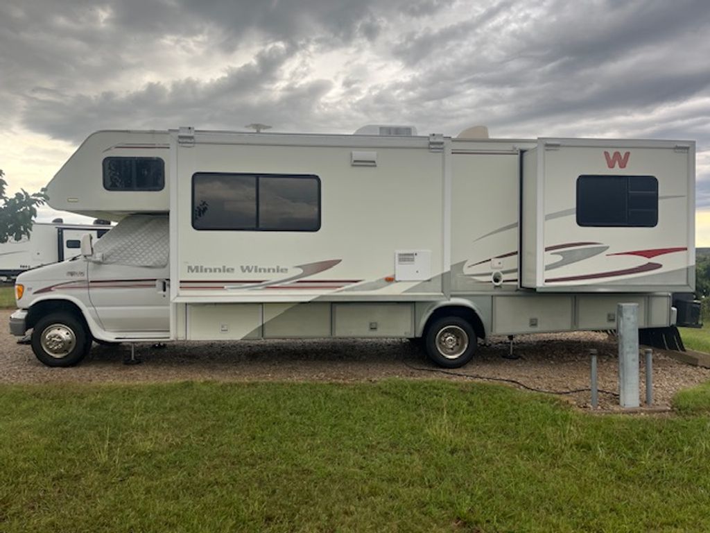 2002 Winnebago Minnie Winnie 30V - National Vehicle