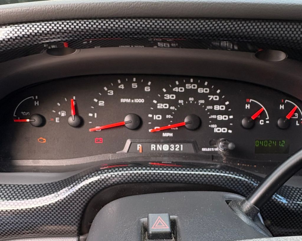 2005 Dynamax Isata Touring Sedan 250 - National Vehicle