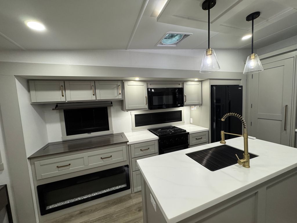 2024 Brinkley RV Model Z 3100 - National Vehicle