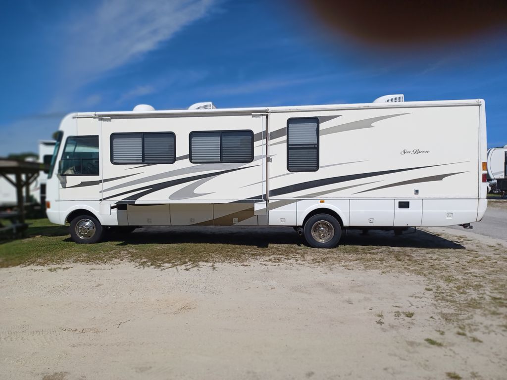 2004 National RV Sea Breeze 8321LX - National Vehicle