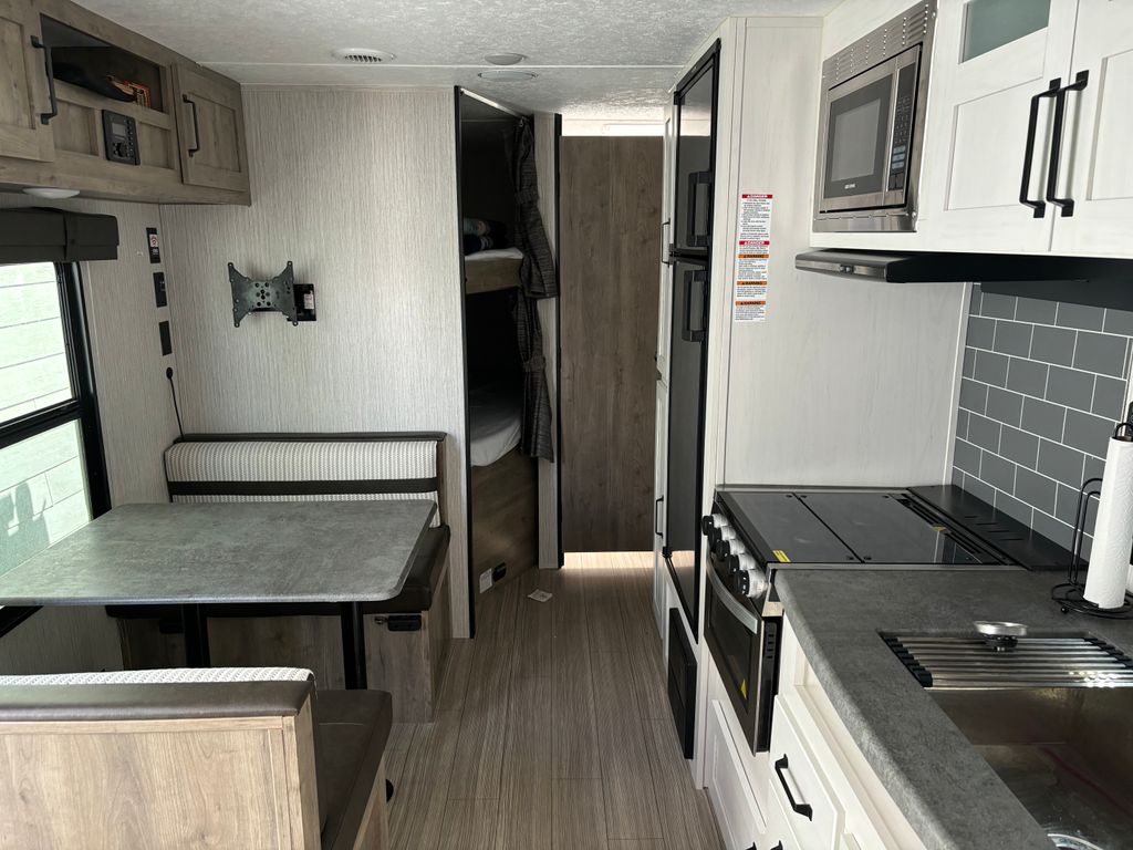 2022 Palomino by Forest River Puma XLE Lite 22RBC - National Vehicle