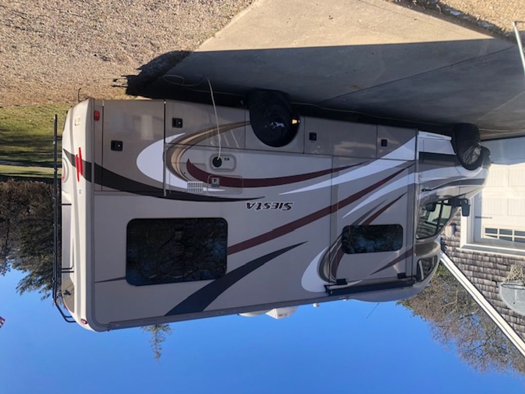 2015 Thor Motor Coach Siesta 24ST - National Vehicle