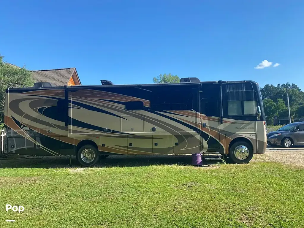 2017 Thor Motor Coach Challenger 37YT - National Vehicle