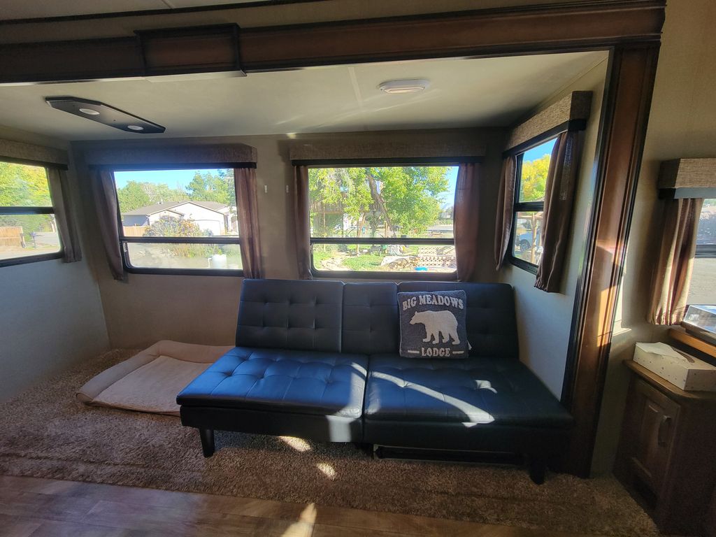 2018 Grand Design Reflection 315RLTS - National Vehicle