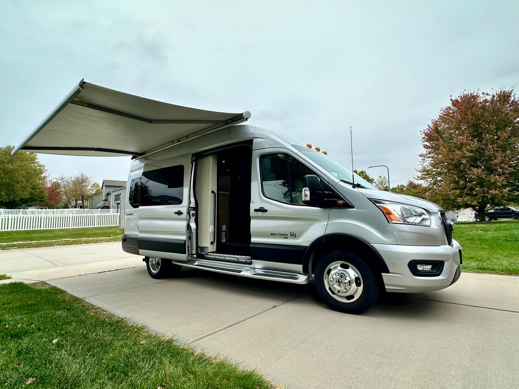 2022 Coachmen Beyond 22C AWD Li3 - National Vehicle