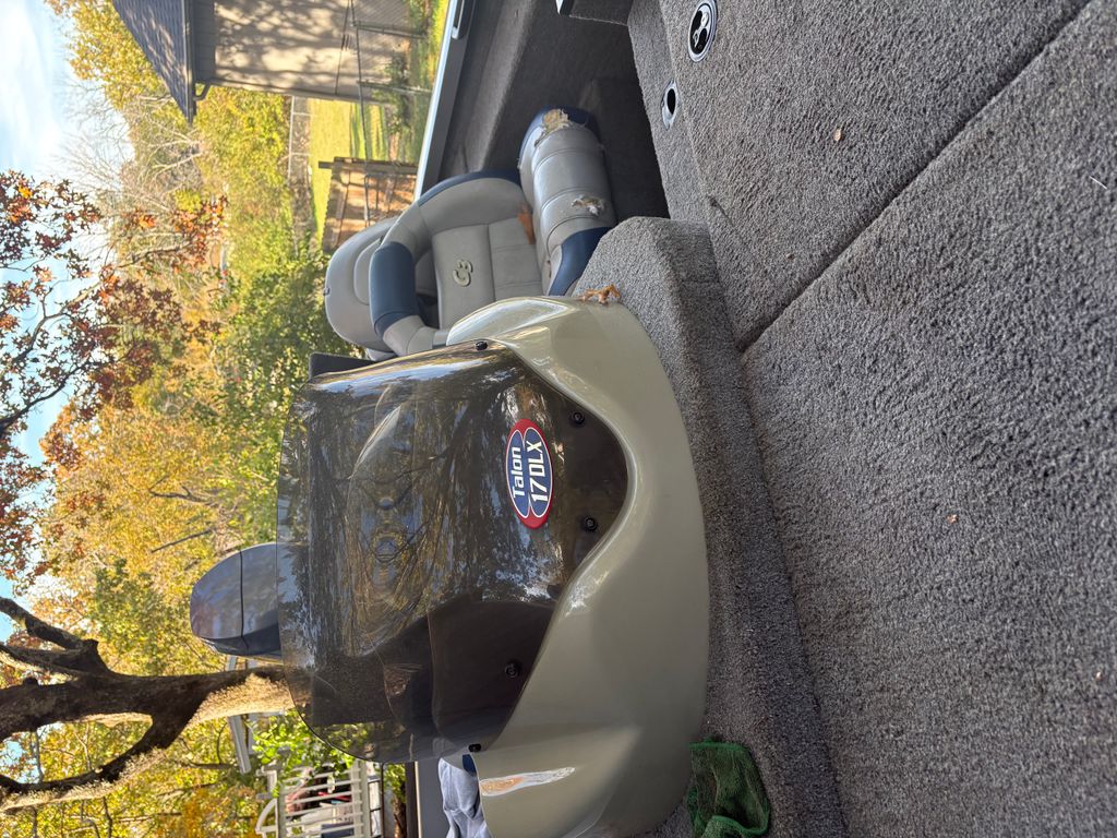 2013 G3 Eagle Talon 17 DLX - National Vehicle