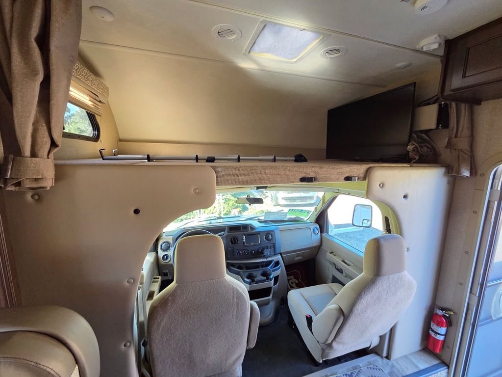 2018 Thor Motor Coach Freedom Elite 24HE - National Vehicle