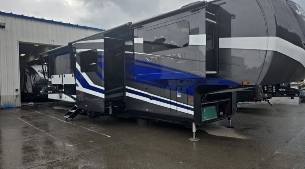 2026 Jayco North Point 382FLRB - National Vehicle