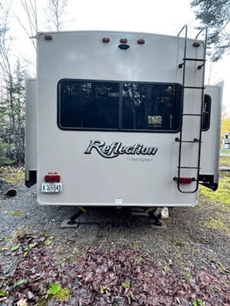 2017 Grand Design Reflection 315RLTS - National Vehicle