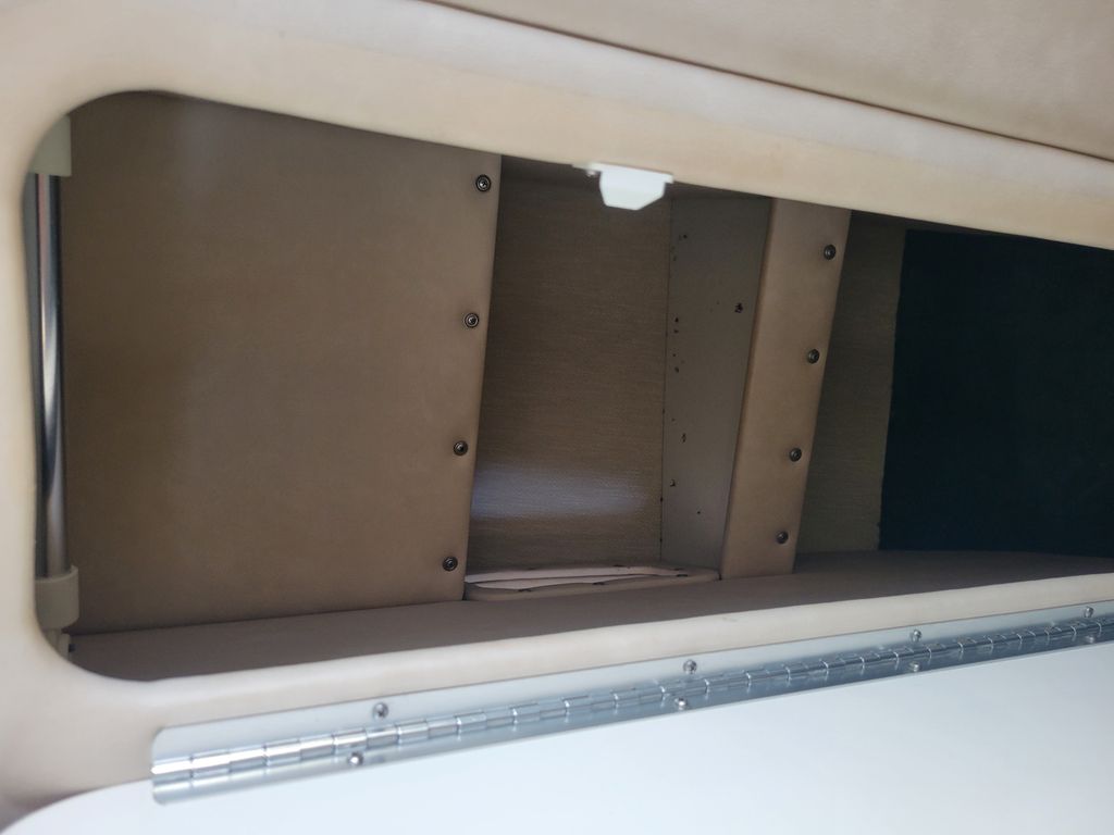 1997 Sea Ray 270 Sundancer - National Vehicle