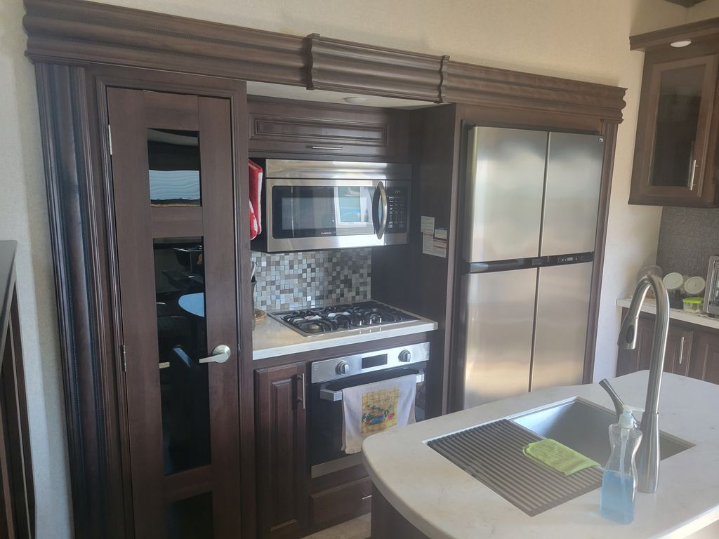 2018 Jayco North Point 387RDFS - National Vehicle