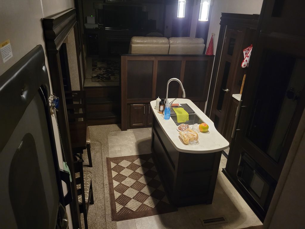 2018 Jayco North Point 387RDFS - National Vehicle