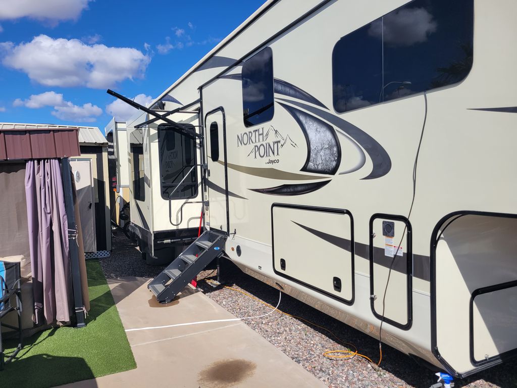 2018 Jayco North Point 387RDFS - National Vehicle