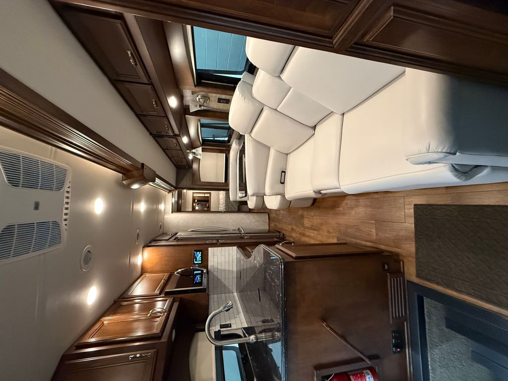 2020 Renegade Verona 36VSB - National Vehicle