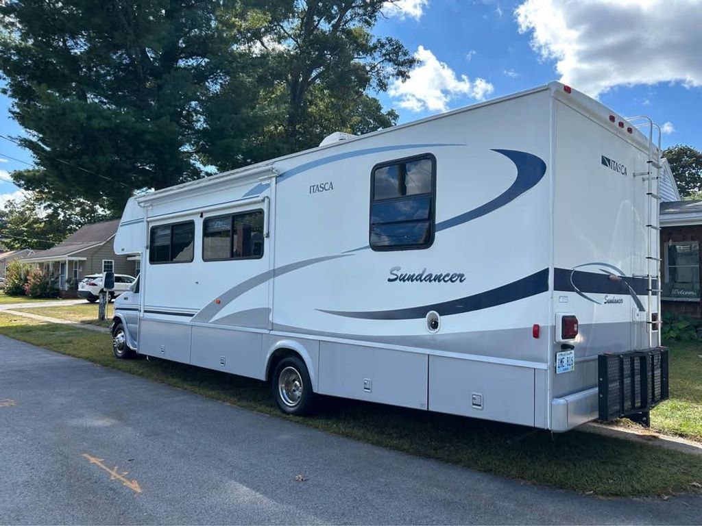 2002 Itasca Sundancer 31C - National Vehicle