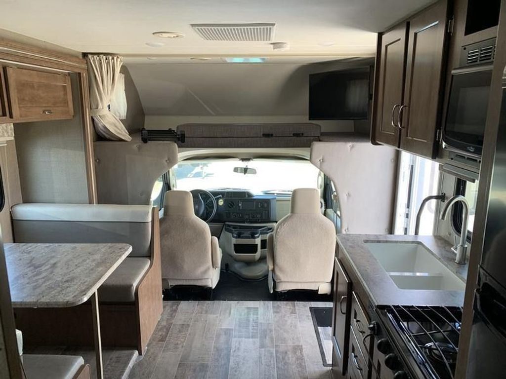2019 Winnebago Outlook 27D - National Vehicle