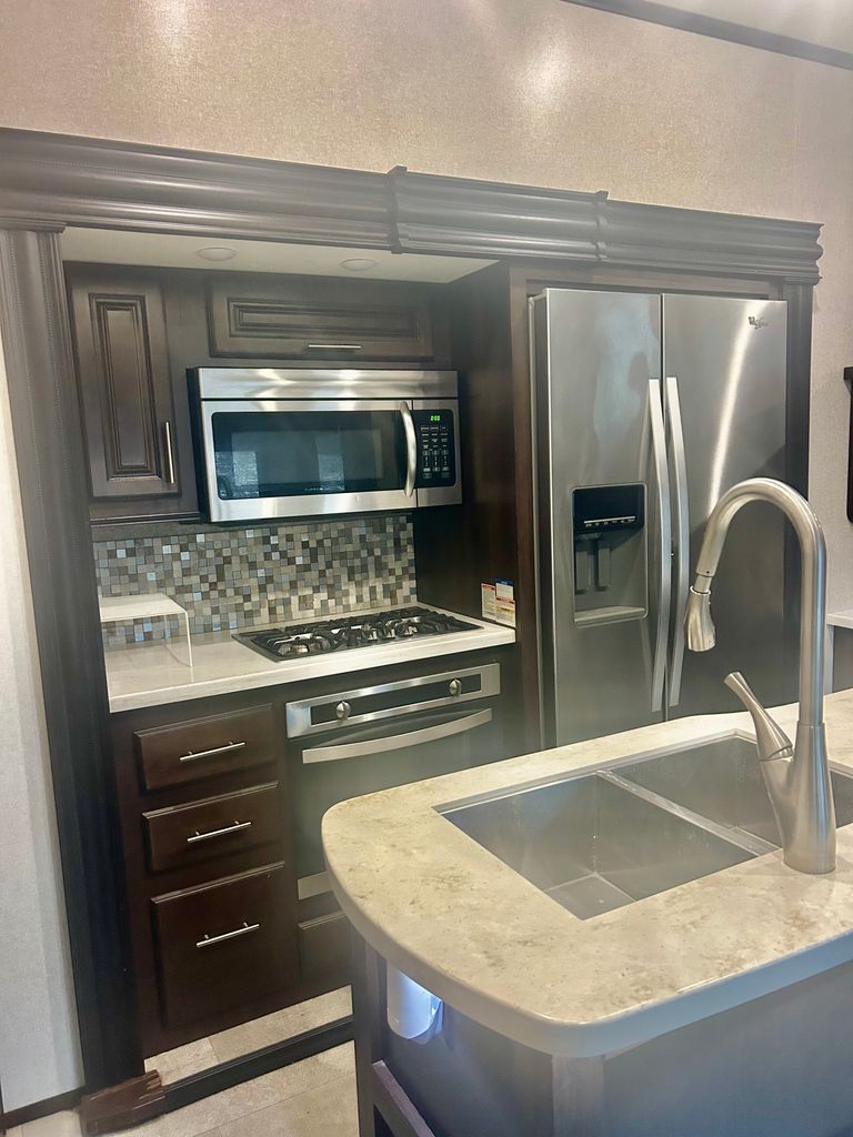 2018 Jayco North Point 381FLWS - National Vehicle