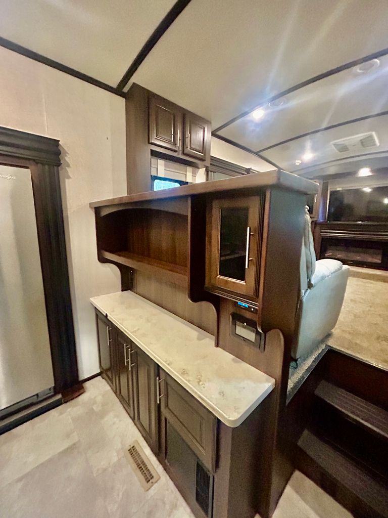 2018 Jayco North Point 381FLWS - National Vehicle