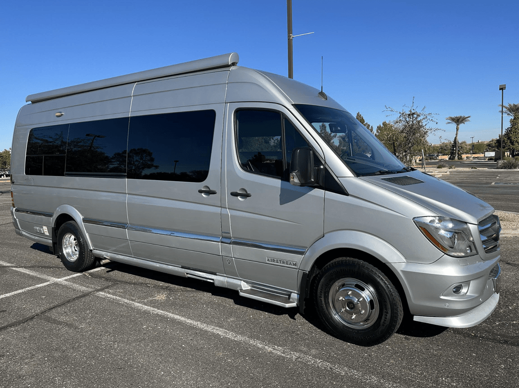 2017 Airstream Interstate Grand Tour EXT - National Vehicle