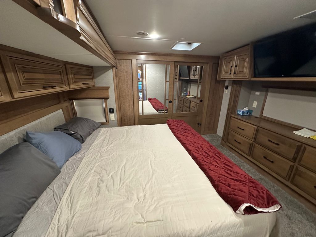 2020 DRV Mobile Suites 36RSSB3 - National Vehicle