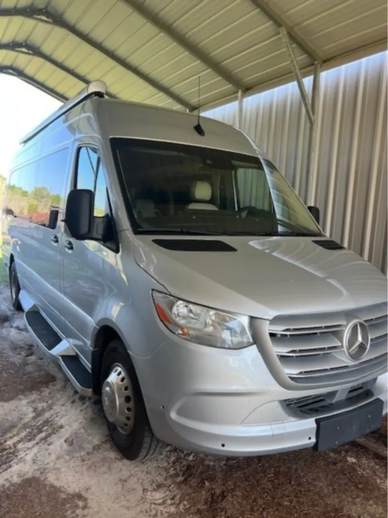 2023 Ultimate Toys Ultimate RV - National Vehicle