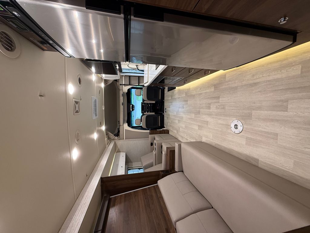 2022 Winnebago View 24D - National Vehicle