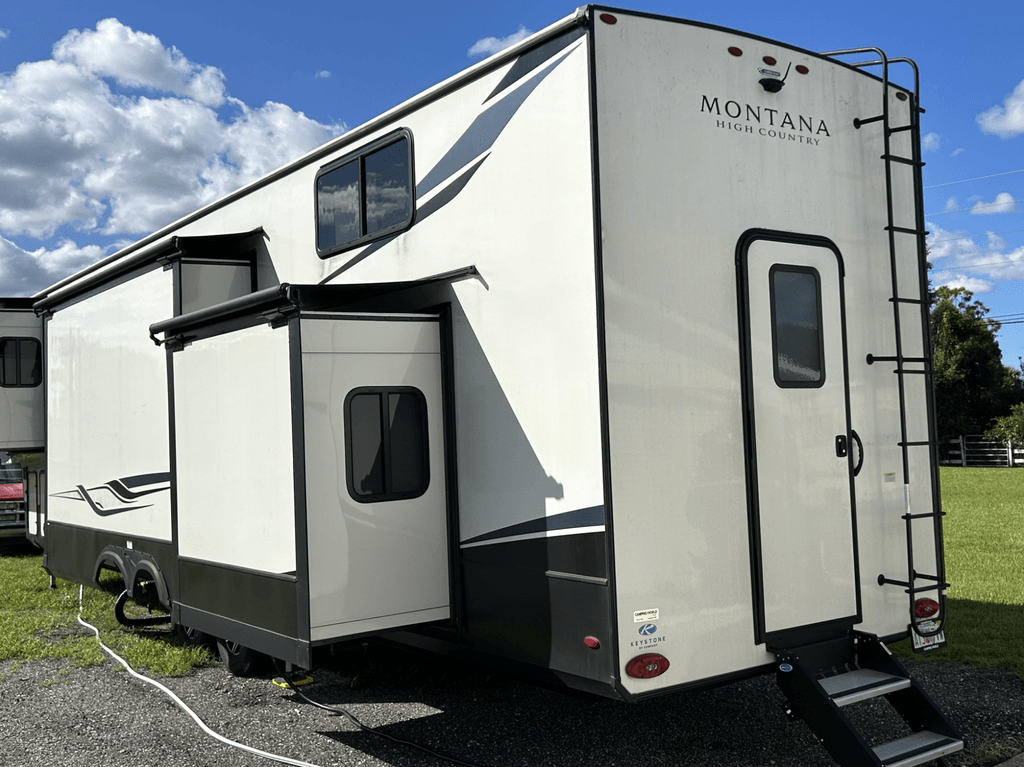 2024 Keystone Montana High Country 381TB - National Vehicle