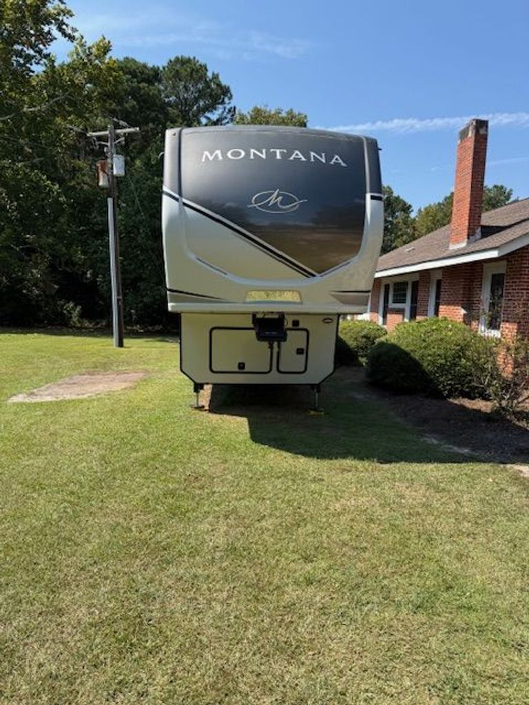 2024 Keystone Montana 3901RK - National Vehicle