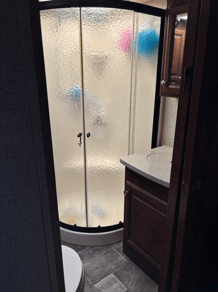 2016 Heartland Bighorn 3270RS - National Vehicle